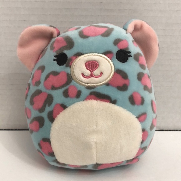 Squishmallows | Toys | Squishmallows Plush 55 Inch Chelsea The Cheetah ...